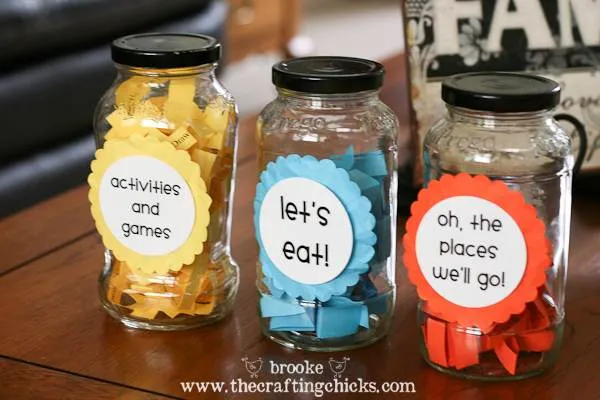 Summer Sensory Bin - The Crafting Chicks