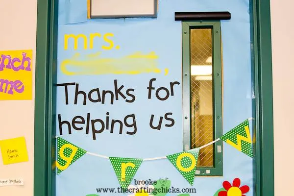 Decorate Your Teacher's Door {Teacher Appreciation Week} - The Crafting ...