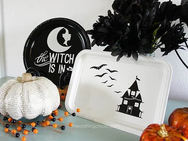 Halloween Plates - The Crafting Chicks