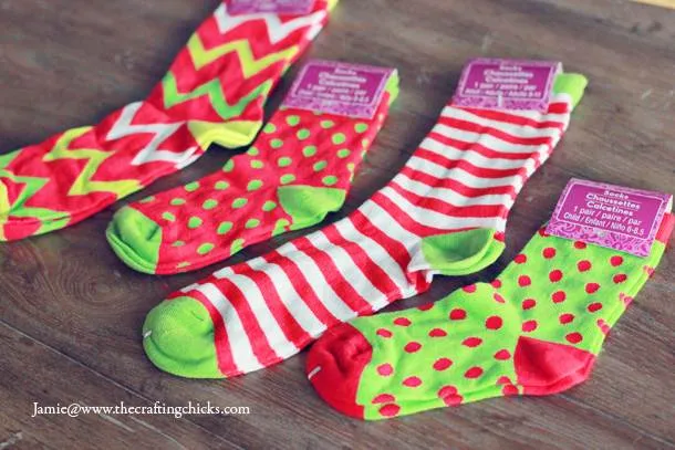 Mistle "Toes" Christmas Socks Gift Tag & Free Printable - The Crafting ...