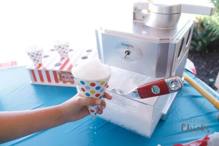 DIY Snow Cone Stand - The Crafting Chicks