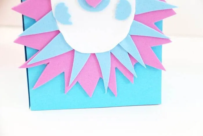 Hedgehog Valentine Box Idea (With Printable) - The Crafting Chicks