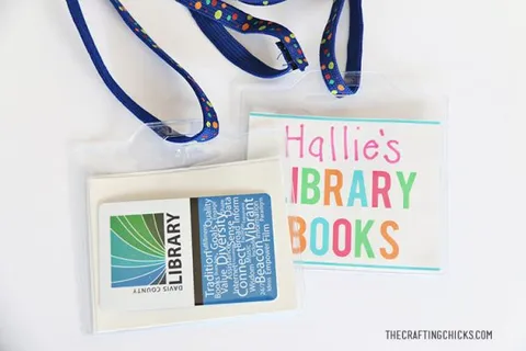Summer Library Totes - The Crafting Chicks