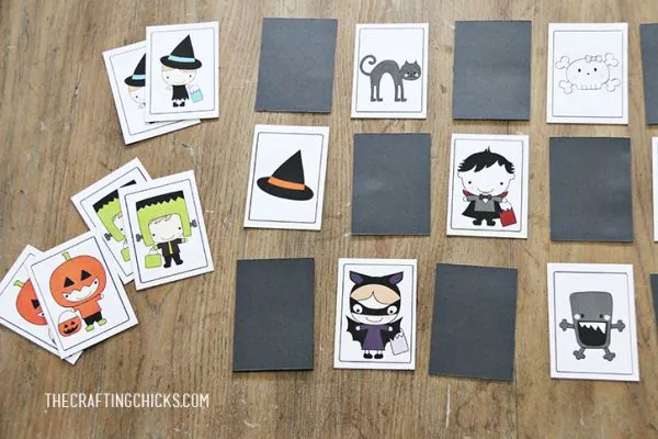 Halloween Memory Game - The Crafting Chicks