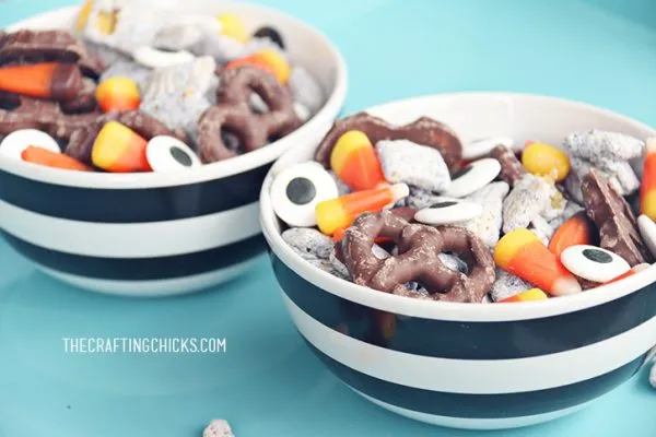 Monster Mash Treat Mix - The Crafting Chicks