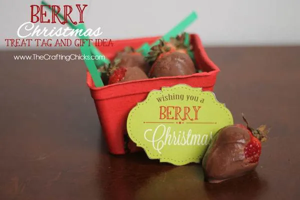 Wishing You A Berry Christmas Gift Tag - The Crafting Chicks