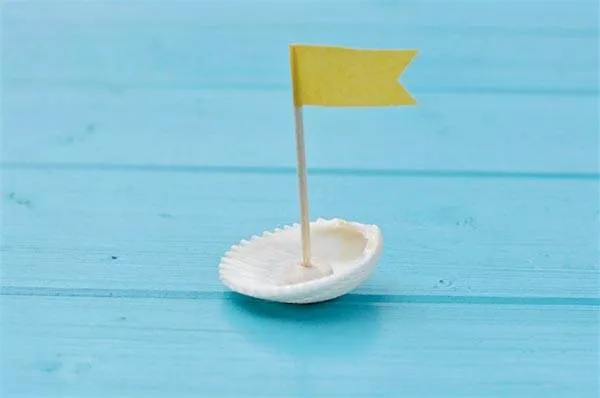 DIY Seashell Boats - The Crafting Chicks