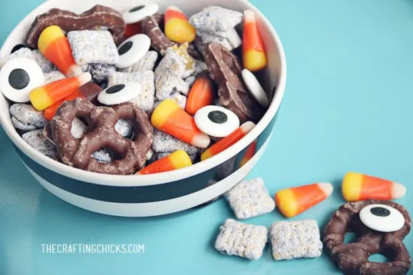 Monster Mash Treat Mix - The Crafting Chicks
