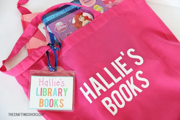 Summer Library Totes - The Crafting Chicks