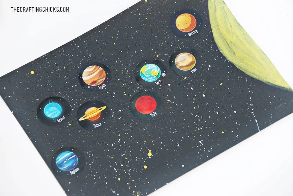 Easy Solar System Craft for Kids - The Crafting Chicks