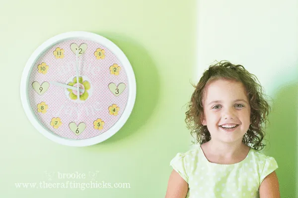 Design Your Own Clock - The Crafting Chicks