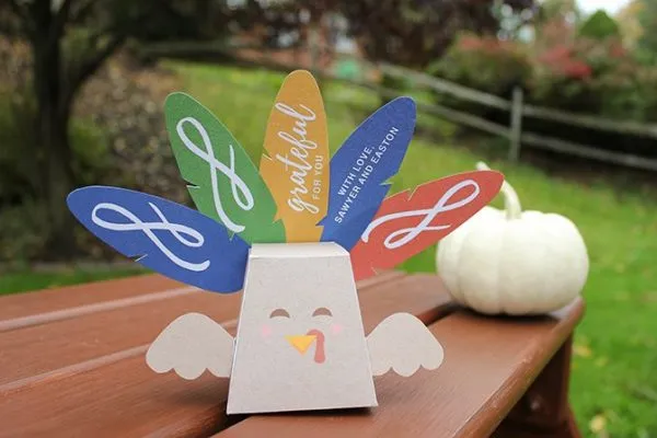 Thanksgiving Kids Crafts - The Crafting Chicks