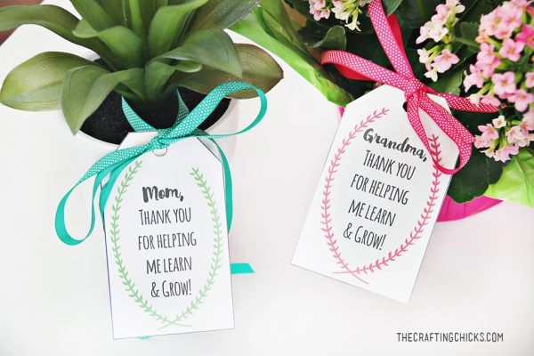 Mother's Day Plant Printable Gift Tags - The Crafting Chicks