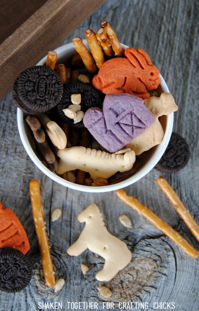 On the Farm Snack Mix - The Crafting Chicks